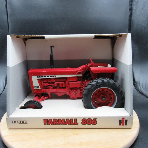 Ertl - 1/16 FARMALL 806 - Case Tractor - # 4406 - New in box | eBay
