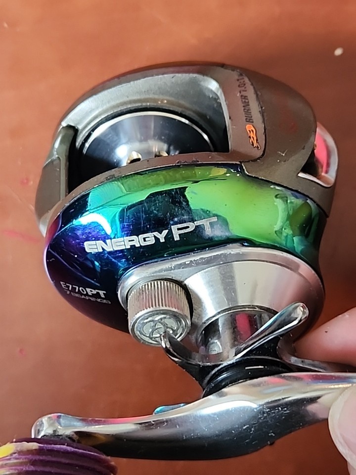 QUANTUM ENERGY PT BURNER BAITCASTING REEL E770PT Right Hand Retrieve 7. ...