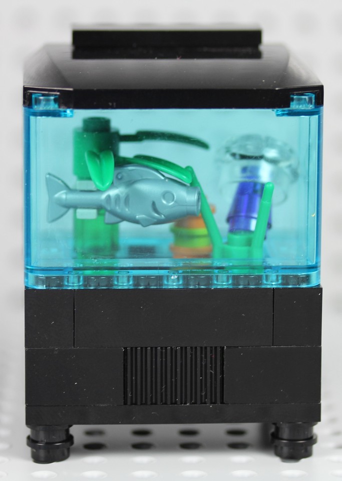 LEGO - Aquarium Fishtank w/ Jellyfish Fish Food Minifigure Animal Ocean ...
