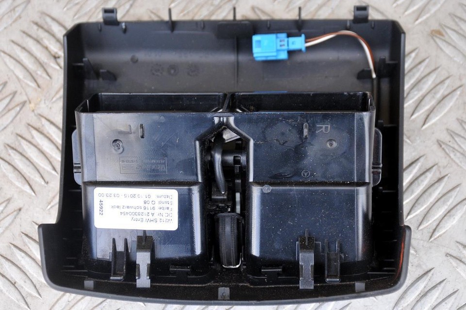 Mercedes E-class W212 rear vents A2128300454 | eBay