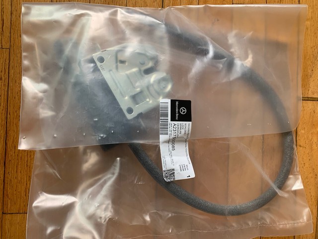 Mercedes Benz Lock A2317500085 | eBay