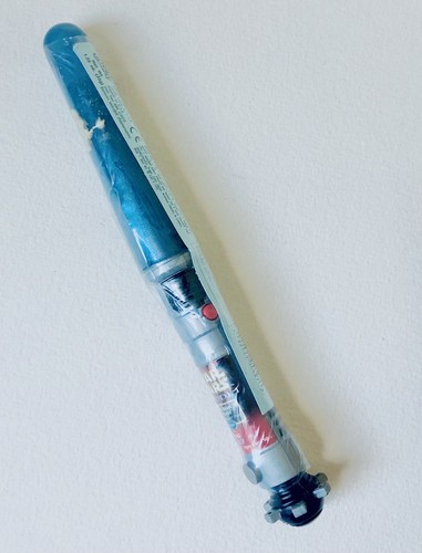 Vintage 1999 Cap Toys OBI-WAN LIGHTSABER 9” Candy Container STAR WARS ...