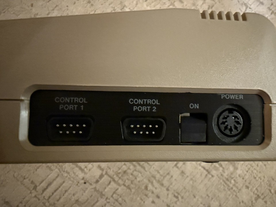 VINTAGE 1992 Commodore 64 C64 Computer System W/ Original Box-Brand New ...