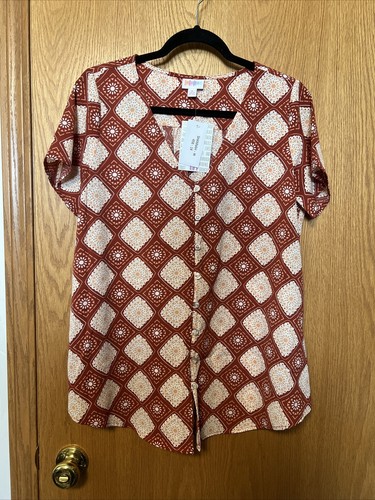 NEW Lularoe Shannah Medium V Neck Button Down Multicolor Geometric NWT ...