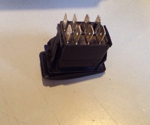 CARLING GLAVAL BUS STEP COVER SWITCH VDD1 ON/ON 8-PIN LED 20A 12V RV | eBay