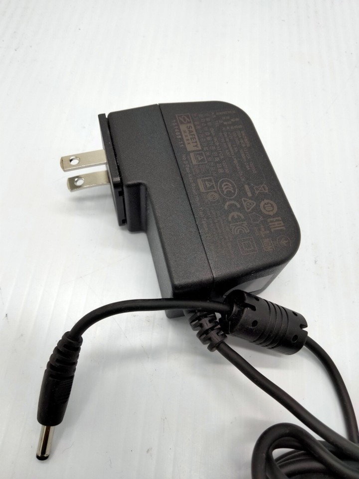 Logitech MeetUp V-R0007 Video Conference Camera Speakerphone w/ adapter ...