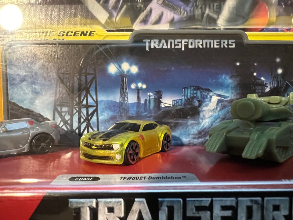 NEW - Micro Machines Transformers Series 1 #01 Translucent Bumblebee ...
