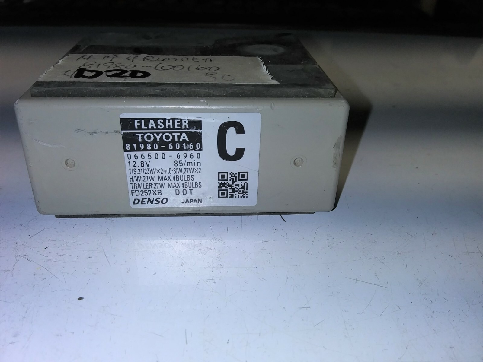 2014 - 2018 Toyota 4 Runner Flasher Relay 81980-60160 Low MILEAGE 21k ...