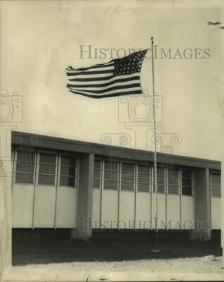 1969 Press Photo The American flag on display att the Marjorie Walters ...