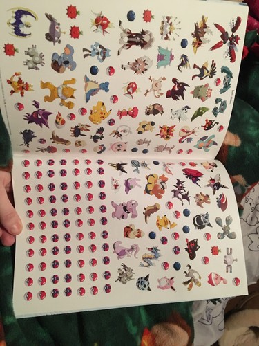 The Official Pokemon 1001 Sticker Book by Pokemon 9781408354735 for ...
