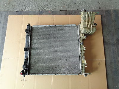 Mercedes W638 Vito Kasten 110 97-03 Wasserkühler Kühler 6385012001 ...