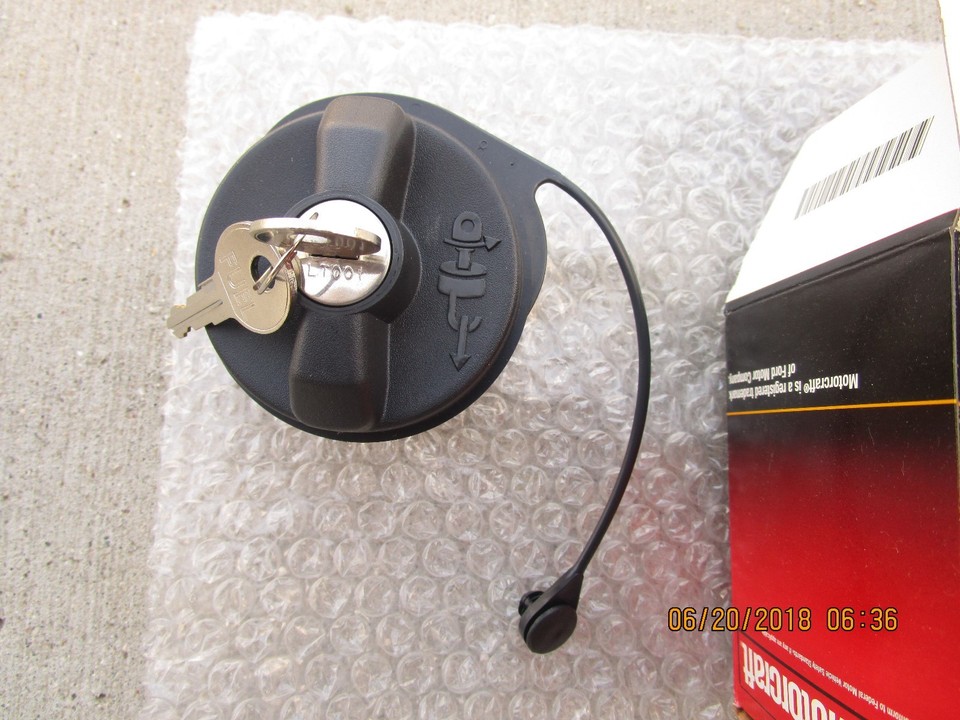 FORD 7G1Z9030A MOTORCRAFT FC1056 FUEL GAS TANK FILLER CAP TETHER ...