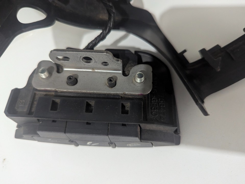 Genuine Mitsubishi Steering Wheel Button Switch Blutooth Phone Lancer ...