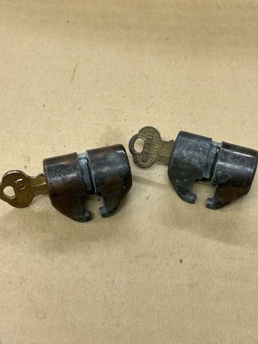 2 working NC61 Northwestern Barrel Locks w/ Keys for Peanut Gumball ...