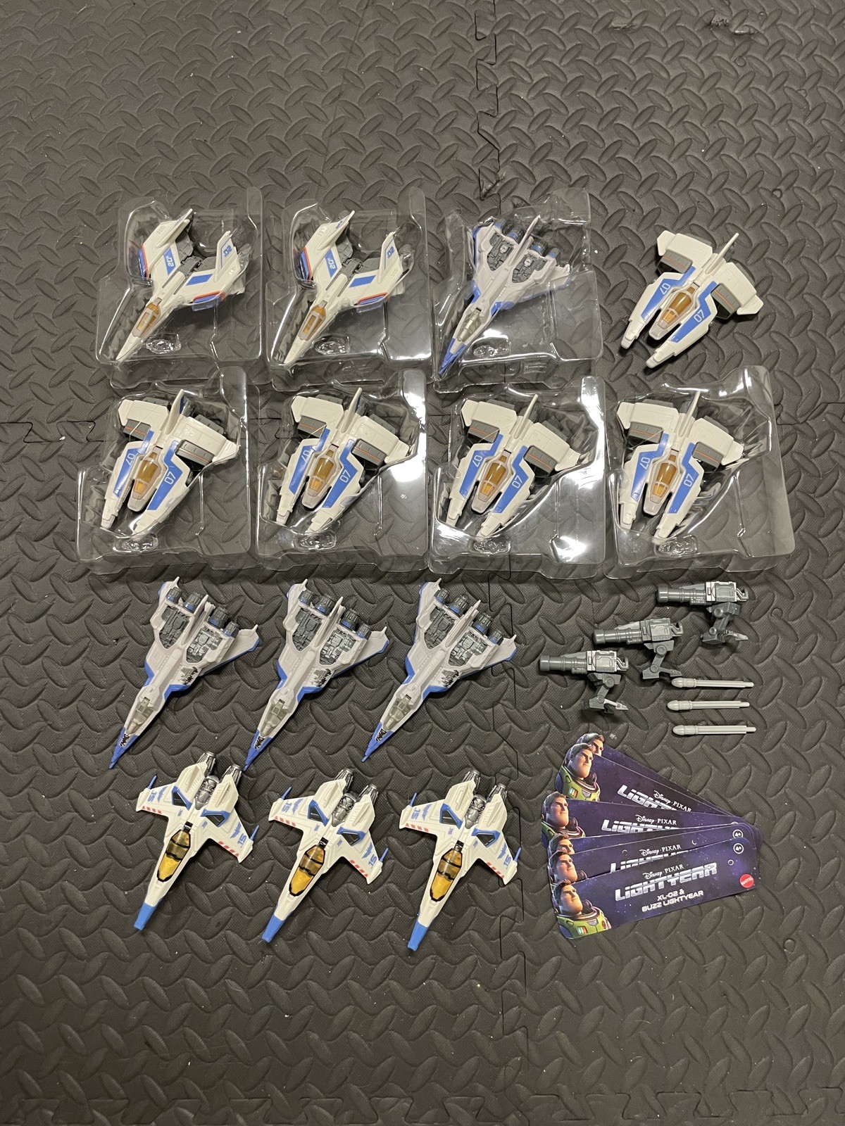 Mattel Buzz LIGHTYEAR Hyperspeed Series LOT OF 14 Spaceships w/ Weapons ...