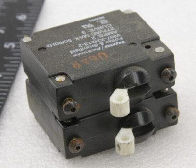 (2) Tyco P&B W67-X2Q13-2 2A 277VAC Circuit Breaker 1-Pole Panel Mount ...