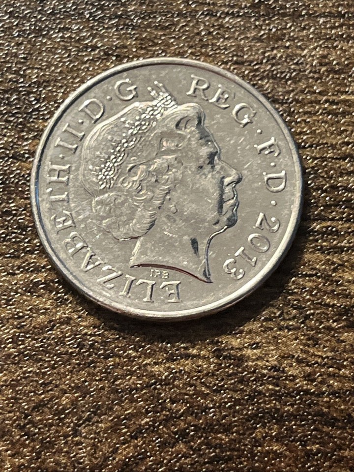 2013 UK (British) Elizabeth II Ten Pence (10p) Royal Arms Actual Coin ...
