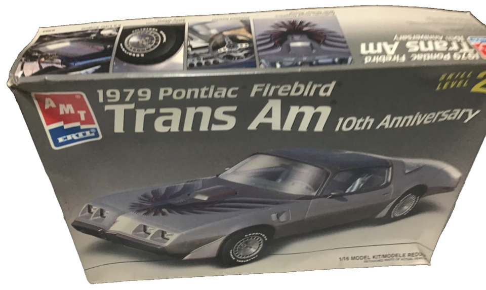 AMT 1/16 1979 PONTIAC FIREBIRD TRANS-AM 10TH ANNIV PLASTIC MODEL CAR ...