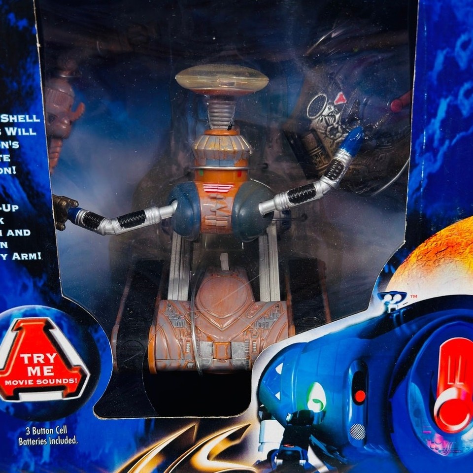 Lost In Space Battle Ravaged Robot 7" Action Figure Trendmasters 1997 ...
