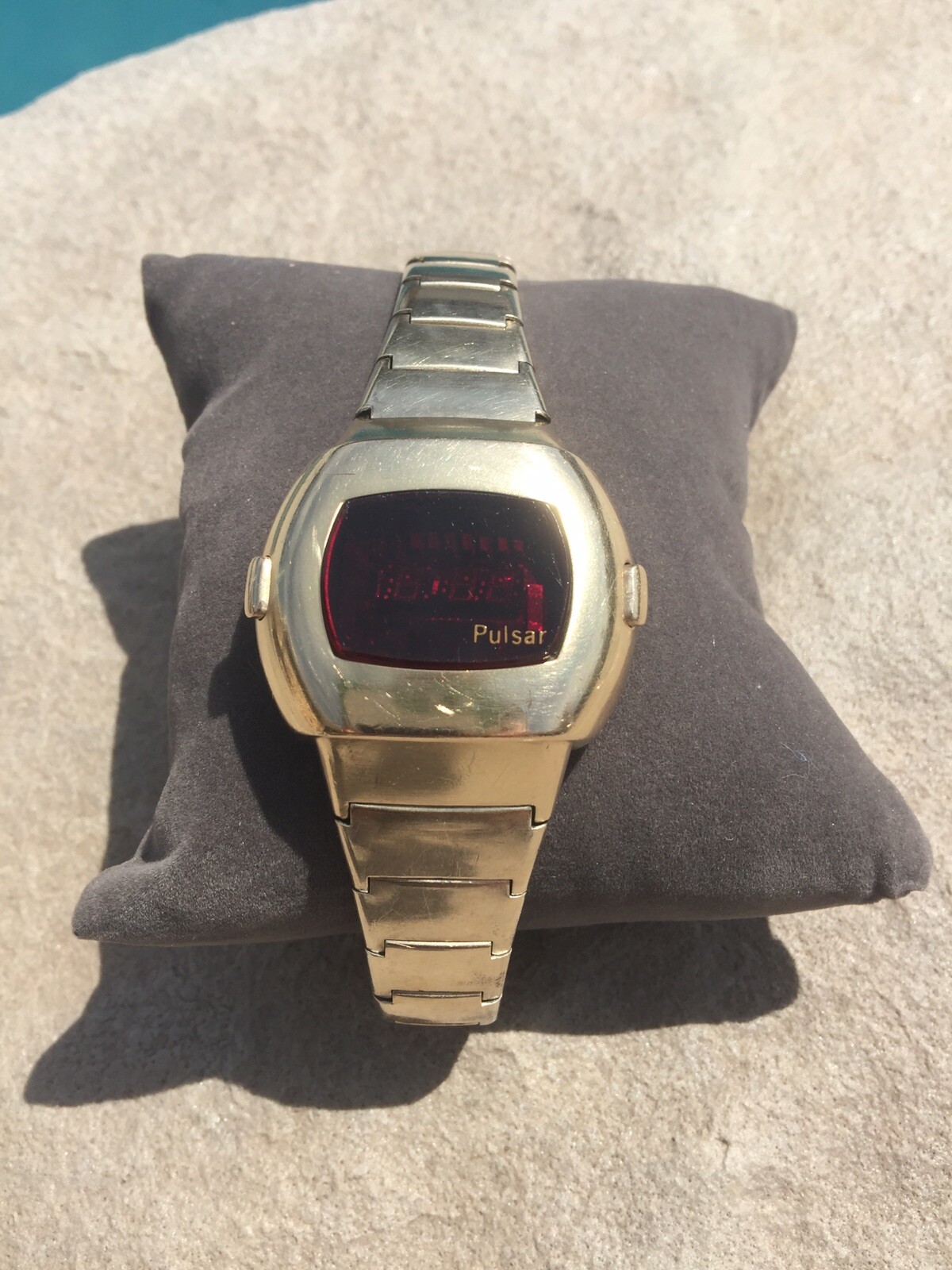 VINTAGE HAMILTON PULSAR P-3 GOLD LED Wristwatch Rare With Magnet 85.6g ...