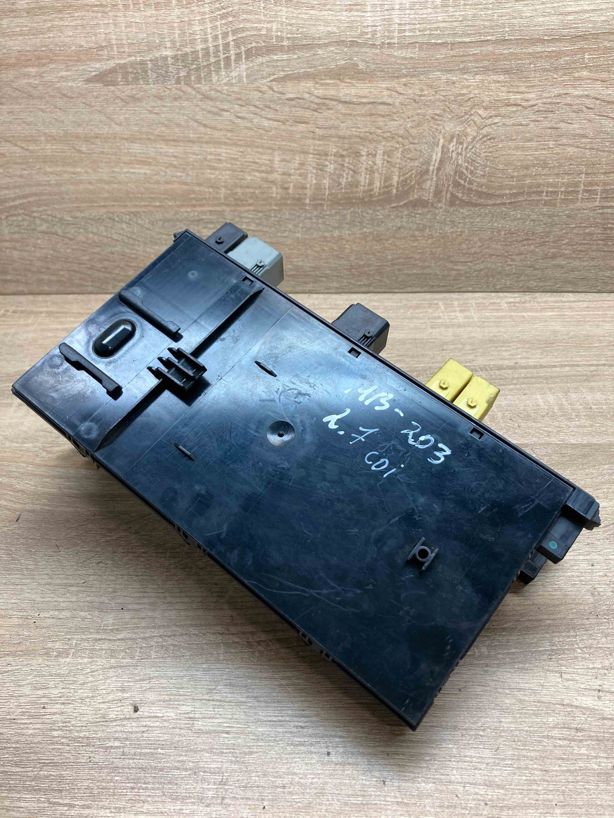 2095451501 5DK008486 02 MB C Class W203 Fuse Box Sam Module Unit Hella ...