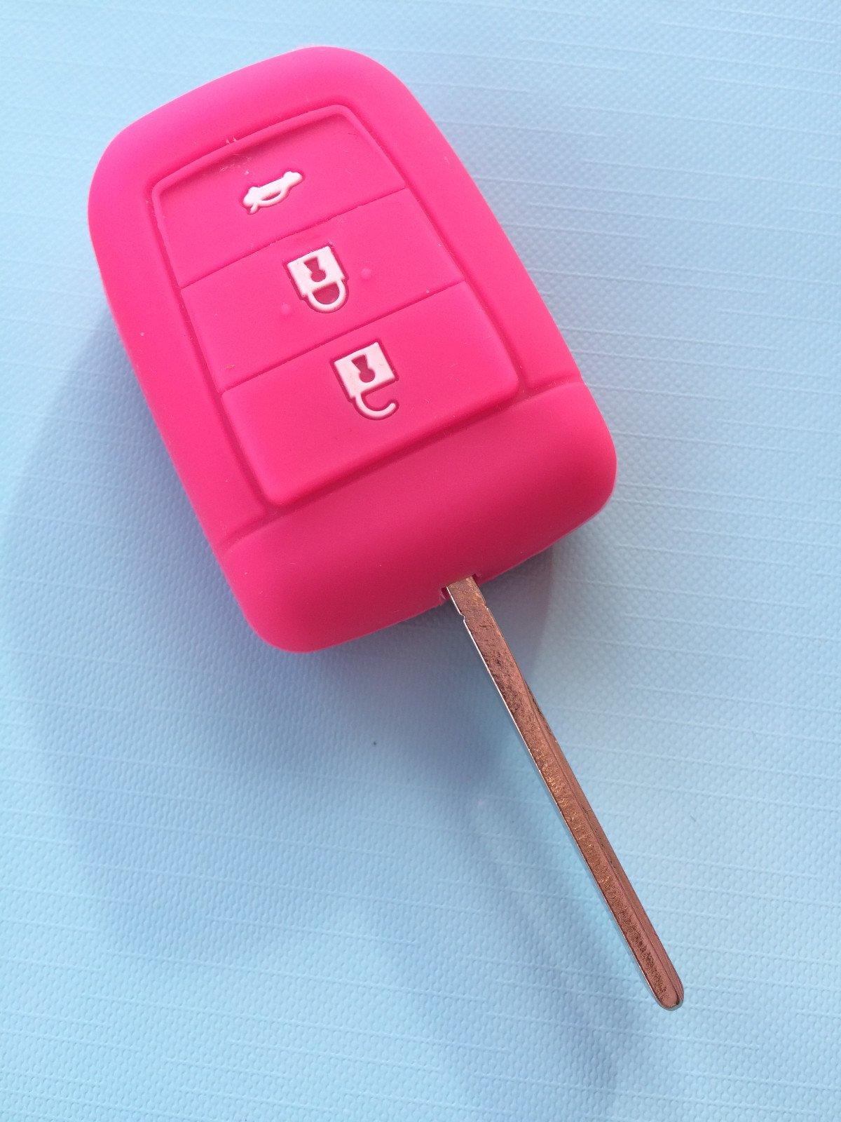 RED SILICONE KEY COVER SUITS HOLDEN REMOTE MALOO SS V8 SV6 VE COMMODORE ...