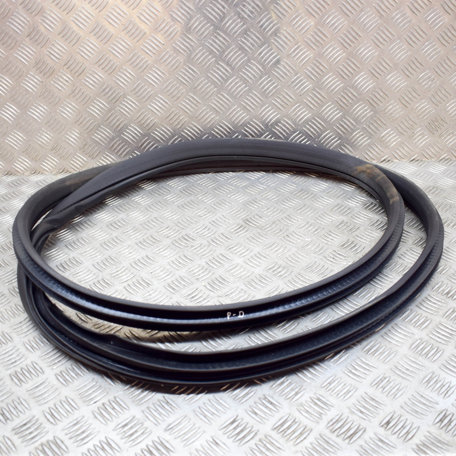 LR DISCOVERY L462 Front Right Door Seal Rubber HY32-20708-AC HY32 ...