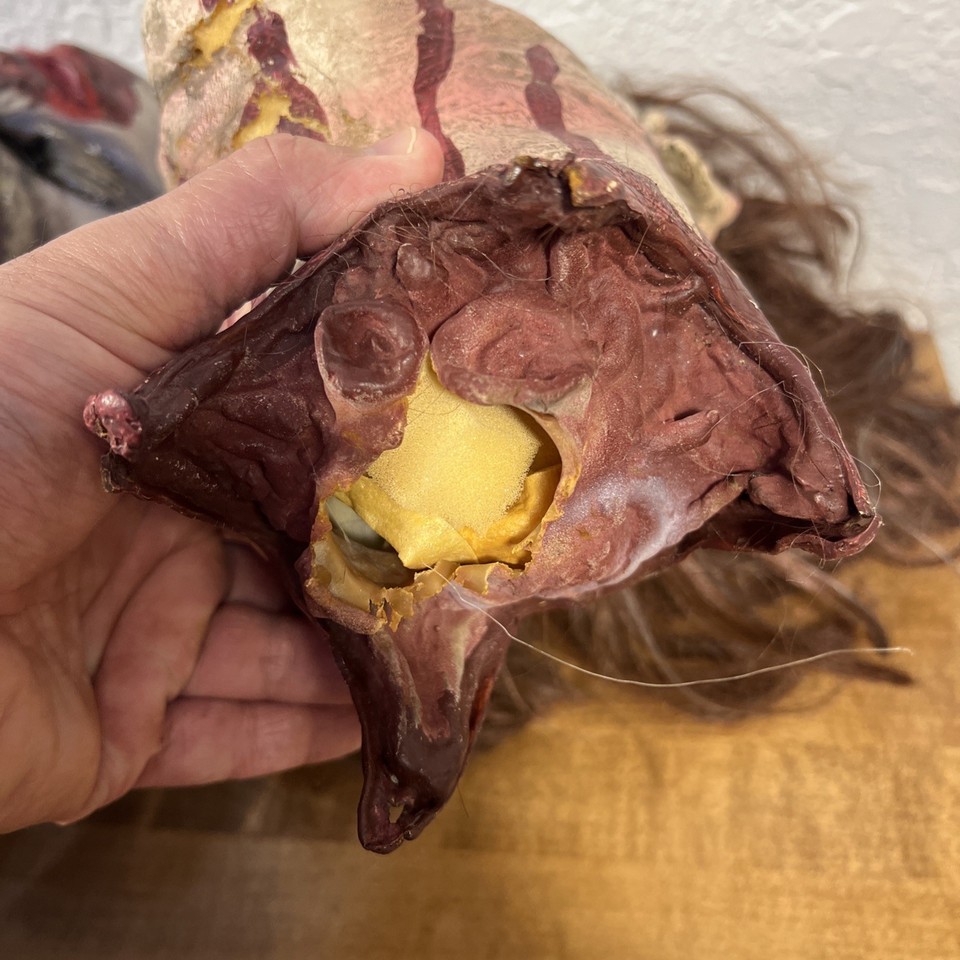 Lot Of 9 Halloween Hanging Severed Heads Gory Bloody Spirit Halloween ...