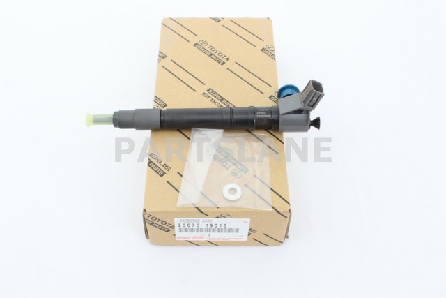 23670-19015 Toyota Genuine Part Injector ASSY 2367019015 for sale ...