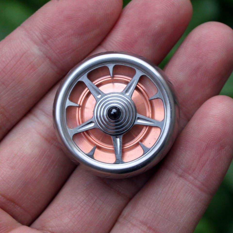 Premium Spinning Top Roler Spinner Hand Fidget Toy EDC Desk Decor ...