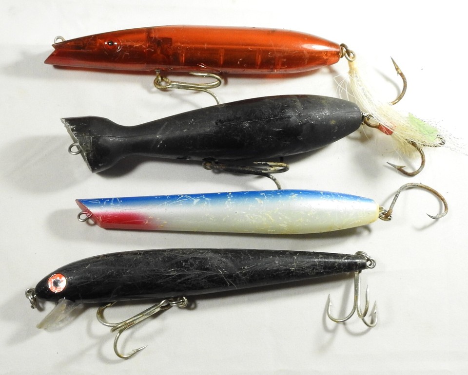 Lot of Saltwater Lures -Atom - Super Strike Zag Zag - Heddon Zara Spook ...