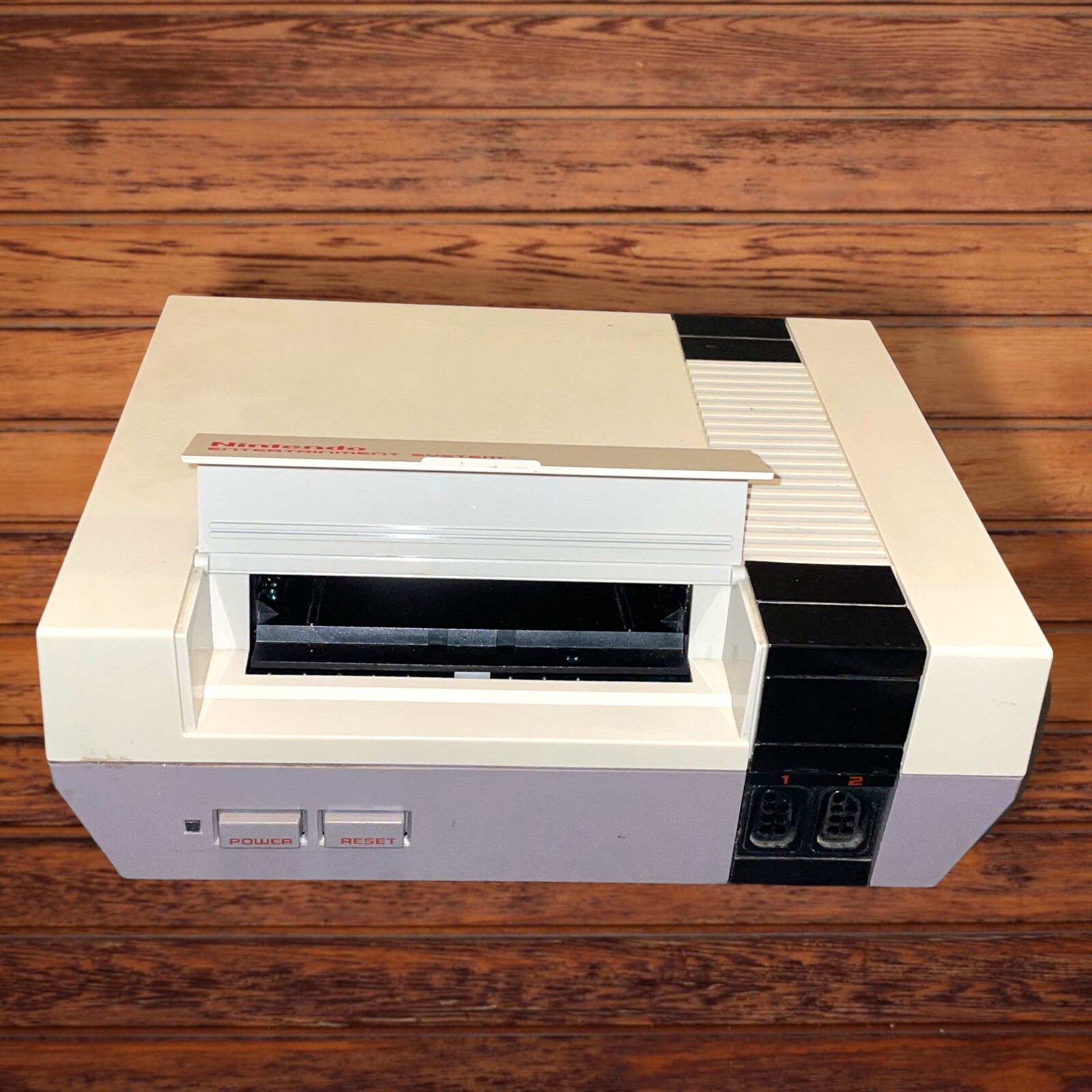 Vintage 1985 Nintendo NES-001 Console + 2 Controllers & Zapper Gun | eBay