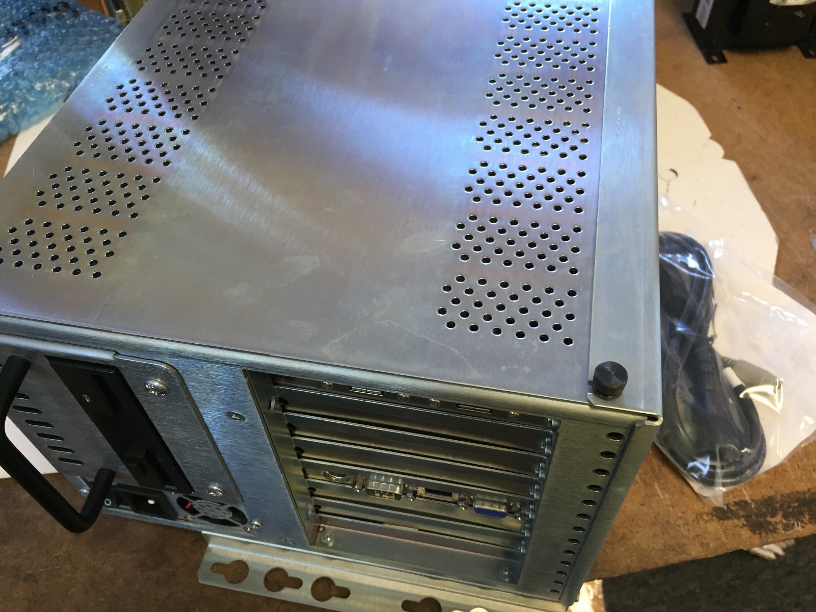 DYNICS HC16T1W2E1401E1401,1.5W,70W 100-240V INDUSTRIAL COMPUTER,AN | eBay