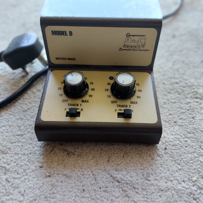 Gaugemaster Model D Twin Track Controller N / HO / OO Gauge 99p start ...