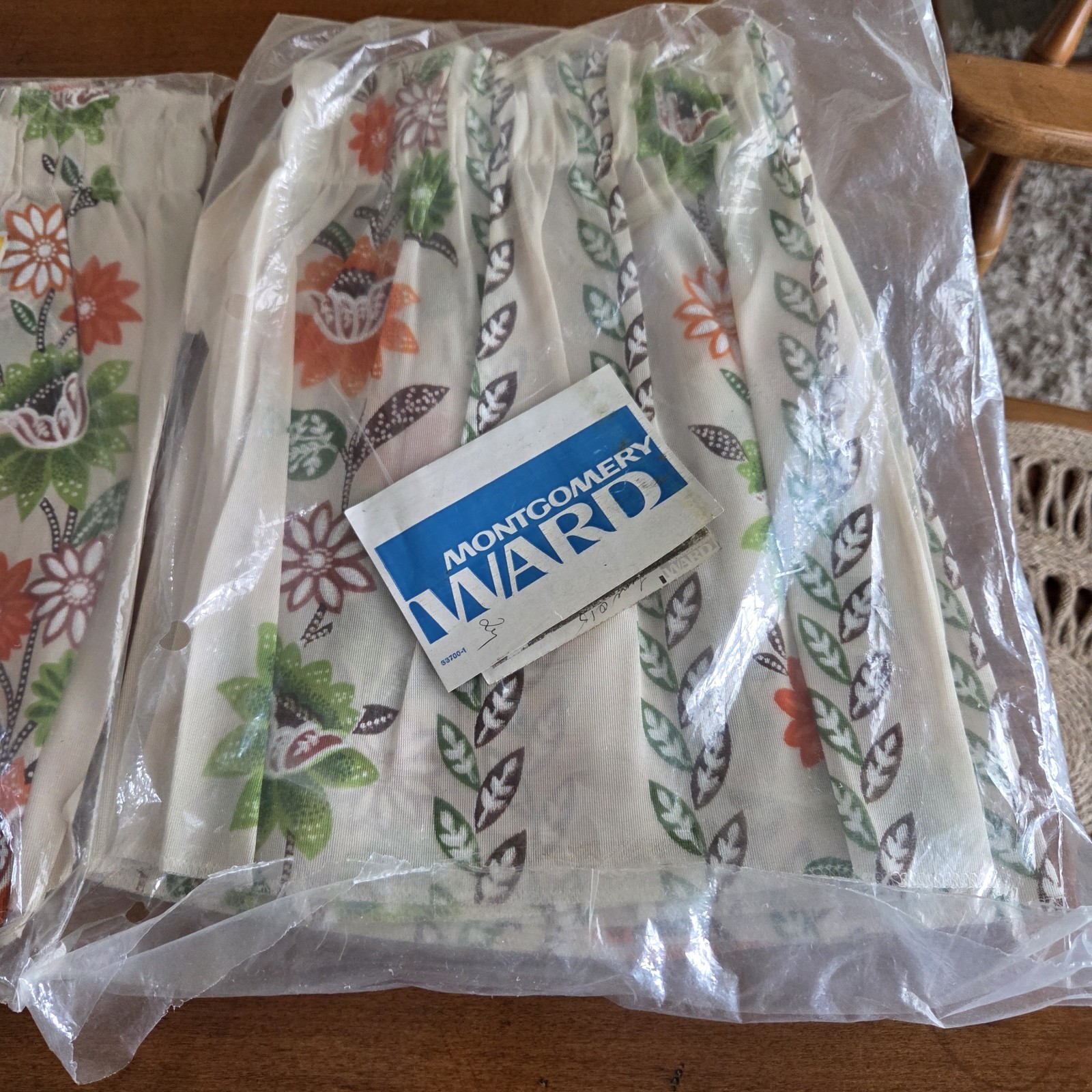 Montgomery Ward Floral Medley Curtain Valance Pair, Vintage Boho
