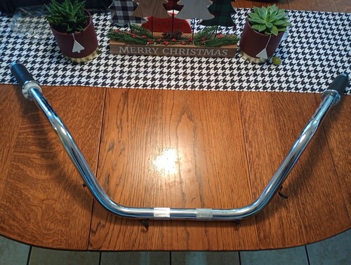 Motorcycle 1" Cruiser Style Handle Bars With Grips | eBay