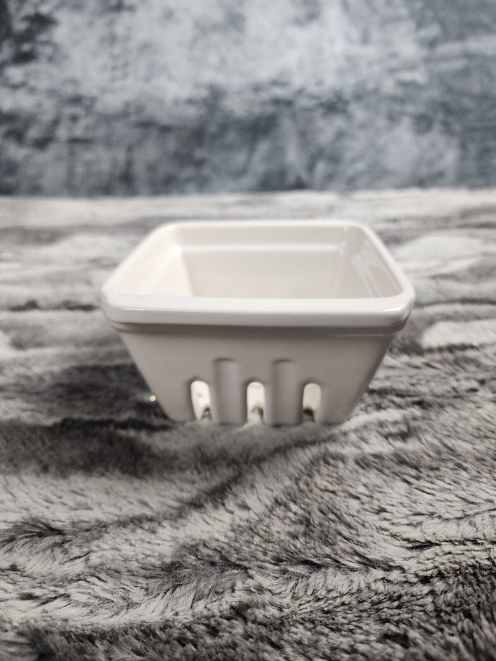 White Berry Box Colander Rae Dunn FRESH Small Container Decor 5-1/2" | eBay