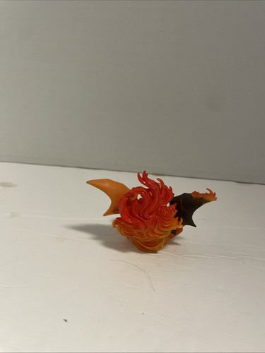 Pokemon FIGURE Charizard 2016 mini small 2.25" red & blue collection ...