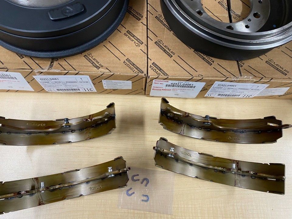 2005-2015 TOYOTA TACOMA 4WD GENUINE OEM REAR BRAKE DRUMS AND SHOES ...