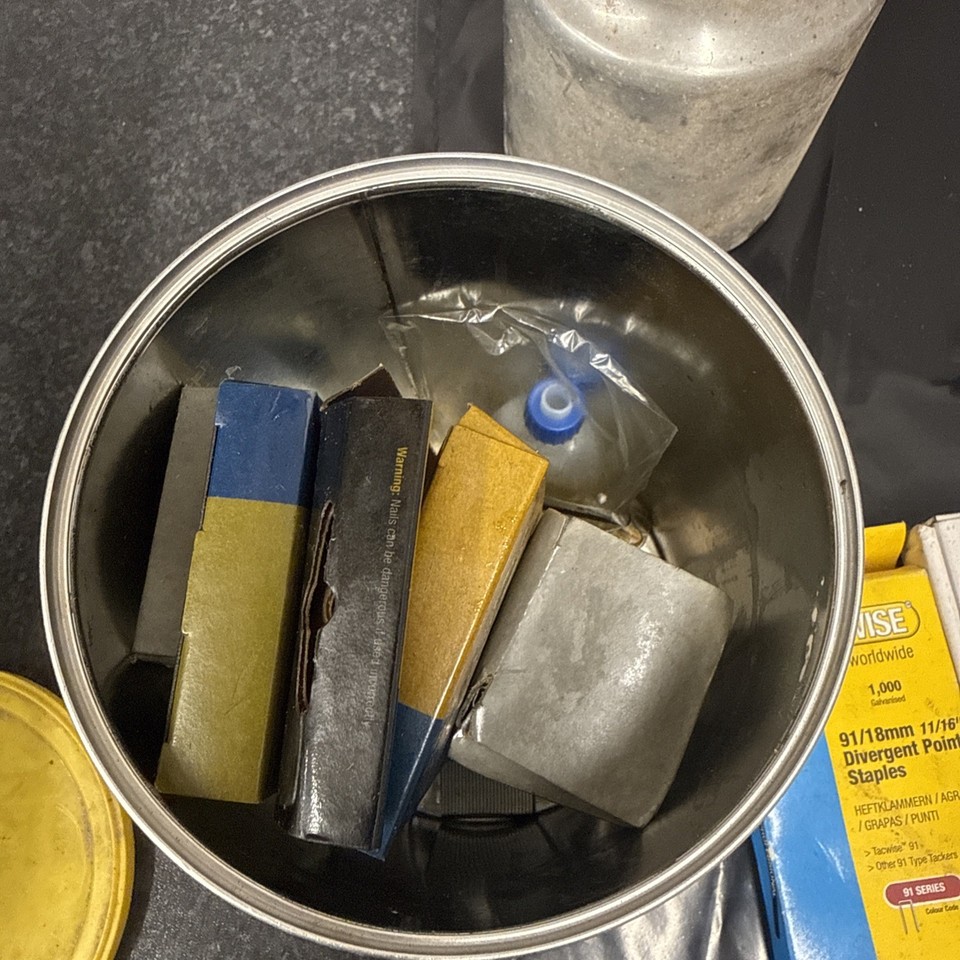 Clarke Bandit Air Compressor Tools Accessories Nailer Stapler Spray ...