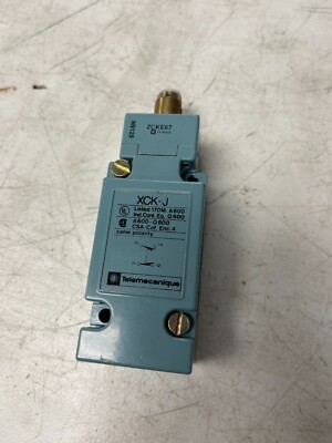 Telemecanique XCK-J + ZCKE67 Limit Switch | eBay