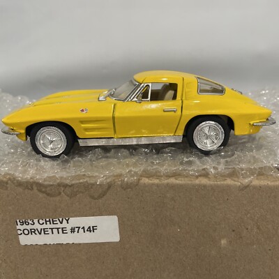Kintoy 1963 Corvette String Ray 1:36 #5358D Diecast Car **NEW** | eBay