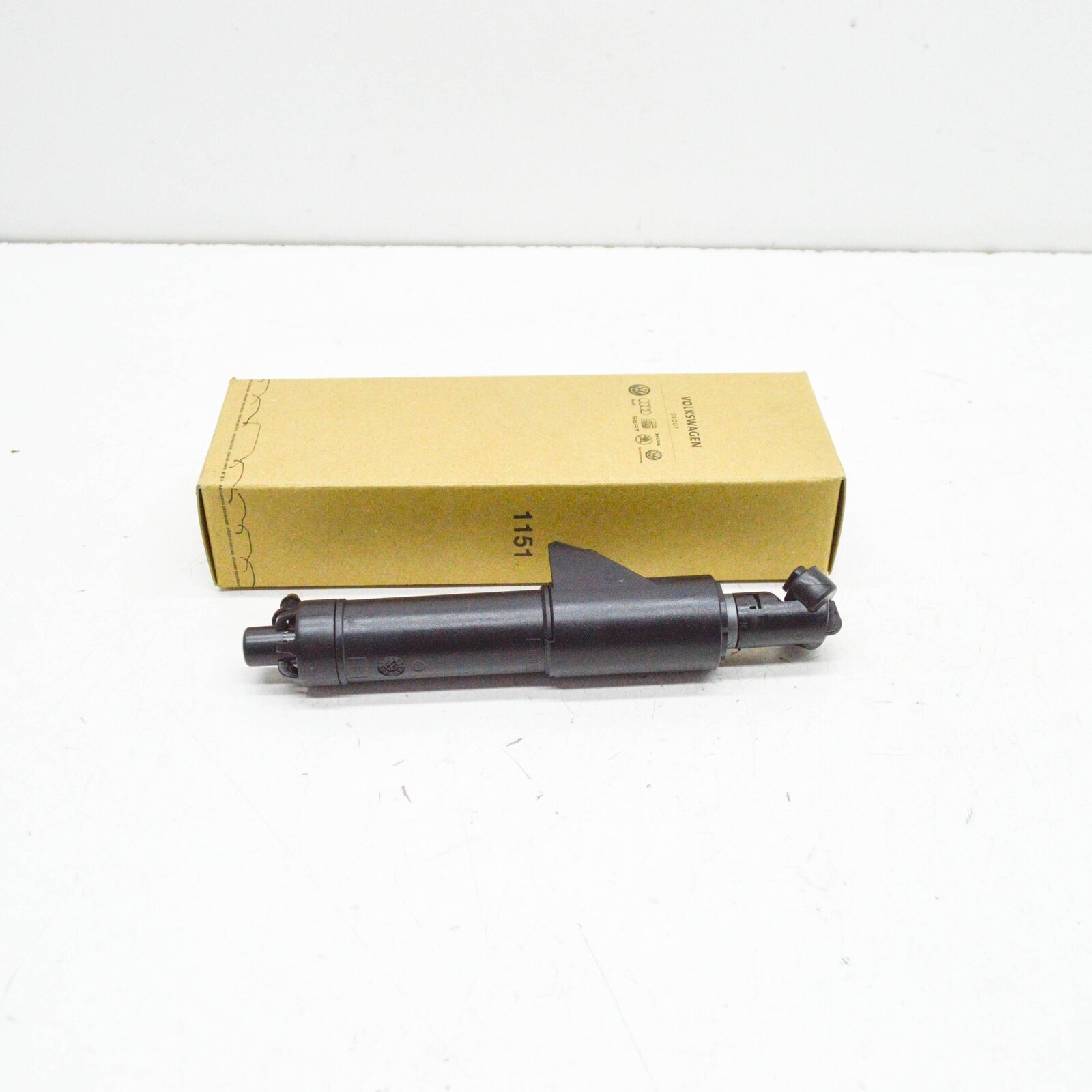 NEW AUDI A5 CABRIO 8W6 RIGHT SIDE HEADLIGHT WASHER CYLINDER 8W6955102B ...