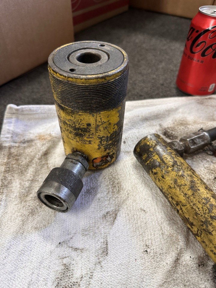 Lot of 6 Enerpac Hydraulic RAM Cylinder RCH121 C53 RC102 RC50 for parts ...