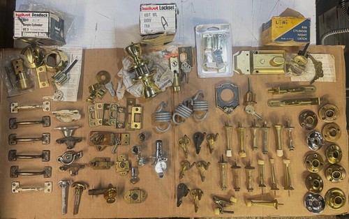 LOT OF DIFFERENT TYPES OF VINTAGE LOCKS, MISC. BRASS & BRONZE HOUSE ...