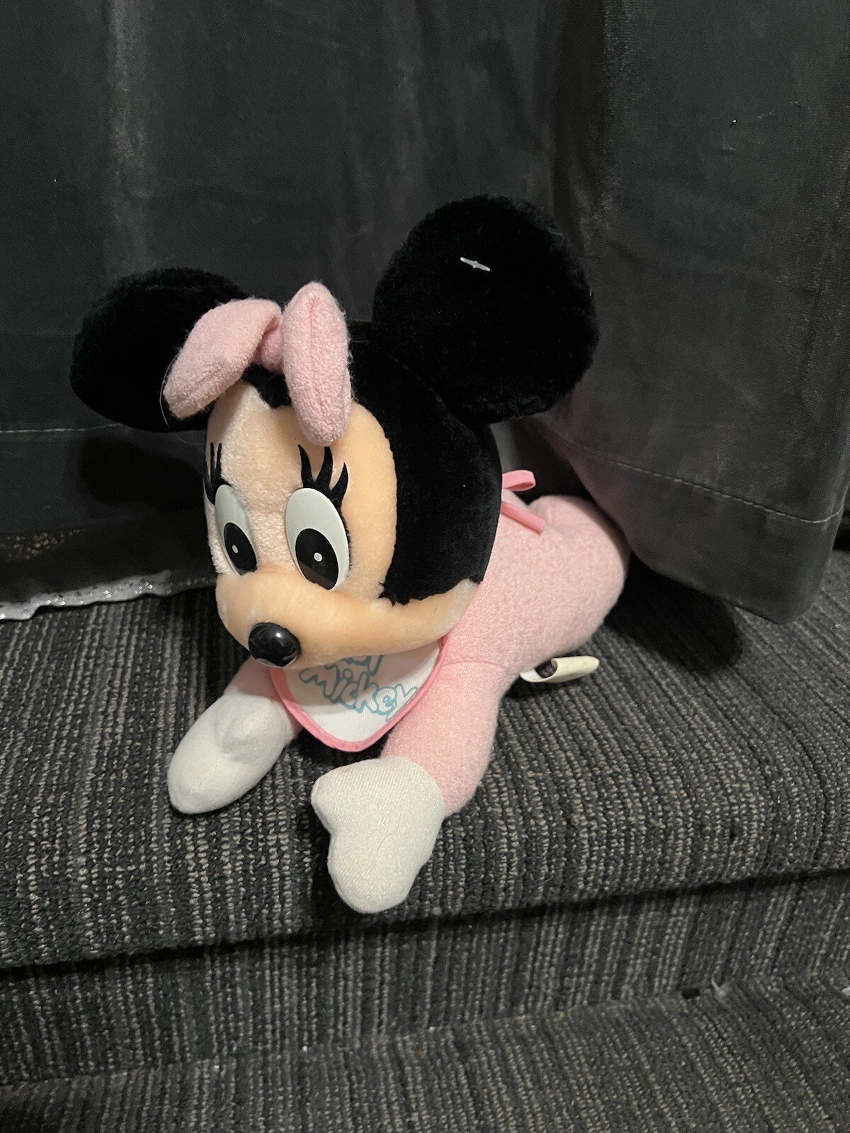 Disneyland Walt Disney World Crawling Baby Minnie Mouse 10 Inch Plush ...