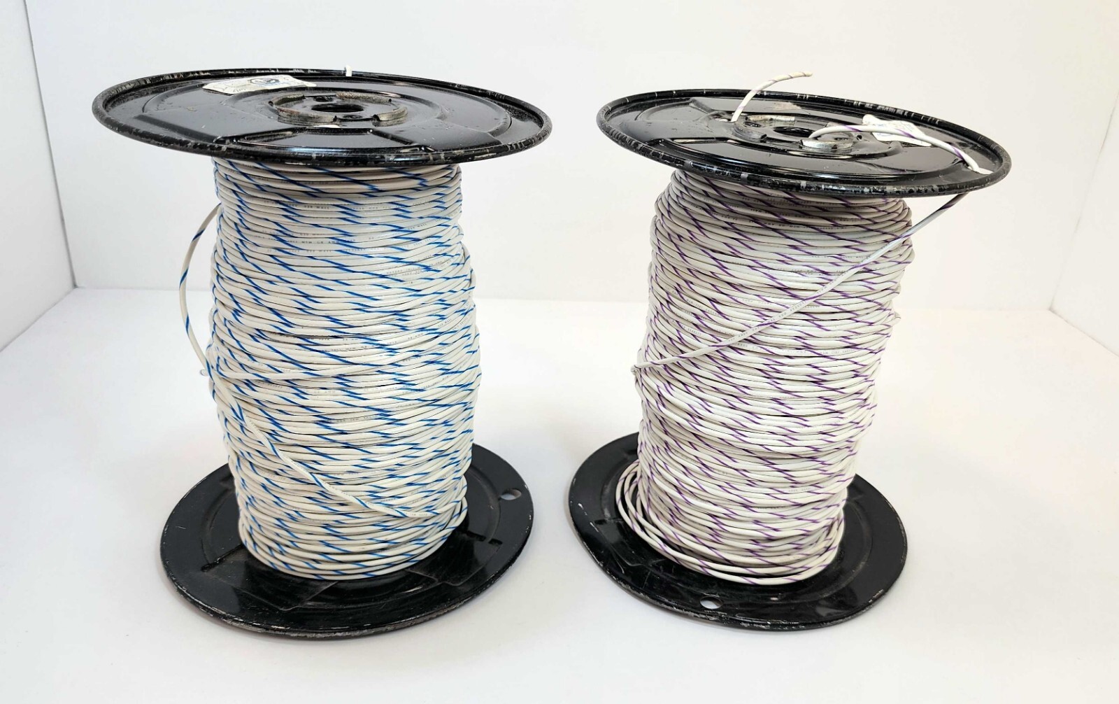 UL1015 - 1 Conductor, 22 AWG Hook Up Wire - No Jacket - Choose Color ...