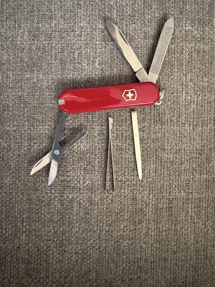 Victorinox Classic SD Swiss Army Knife - With Box, Insert, Paper | eBay