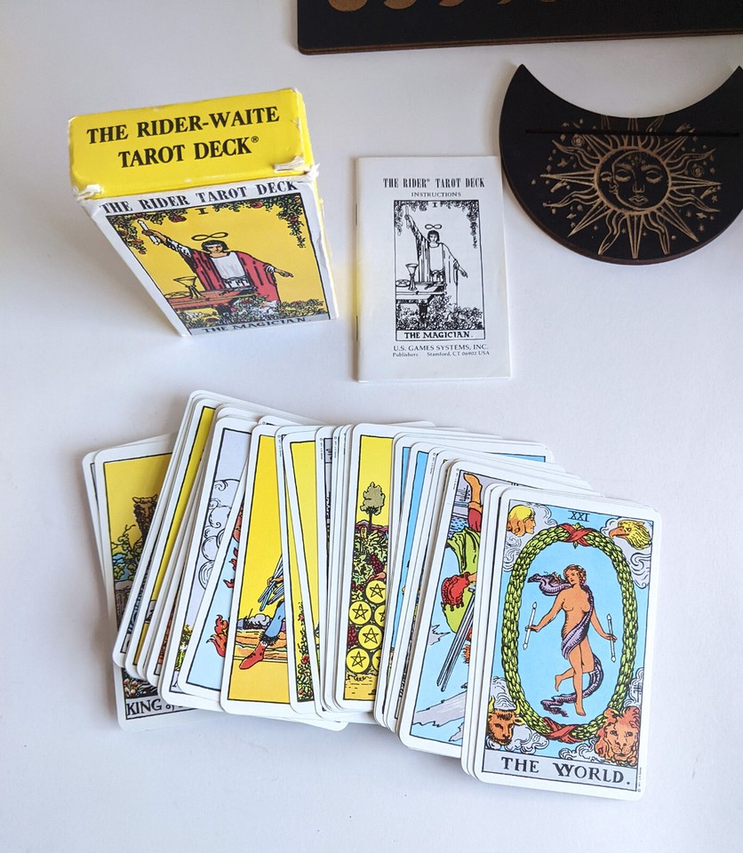 VINTAGE RYDER TAROT DECK CARD SET By PAMELA COLMAN SMITH & 2pc's Wooden ...