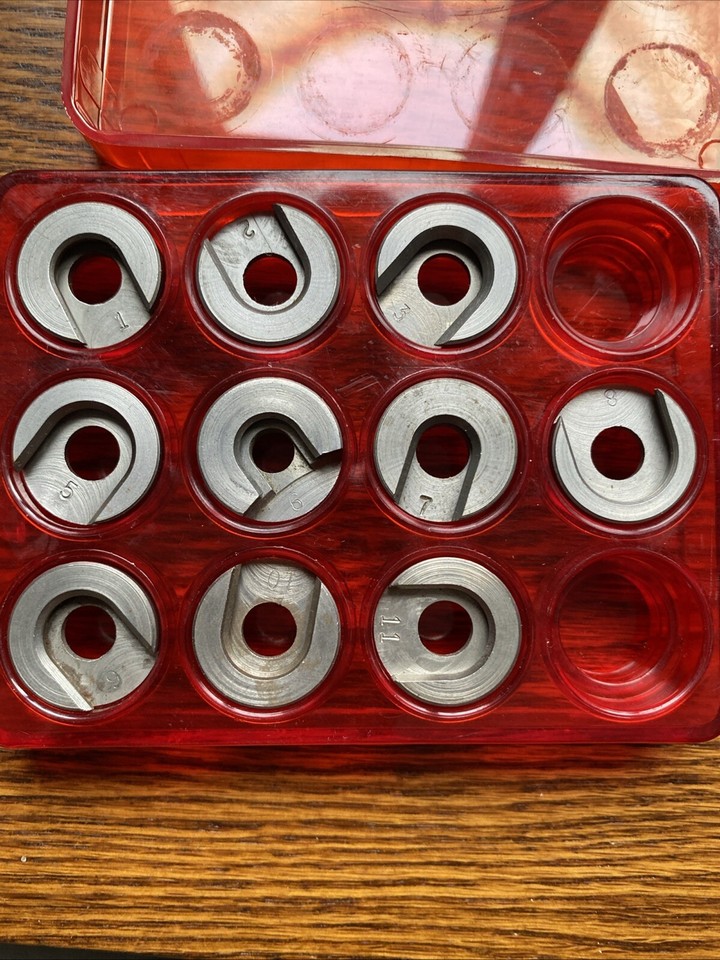 Lee Precision Hand Priming Tool Shell Holder Set 9 Piece Reloading ...